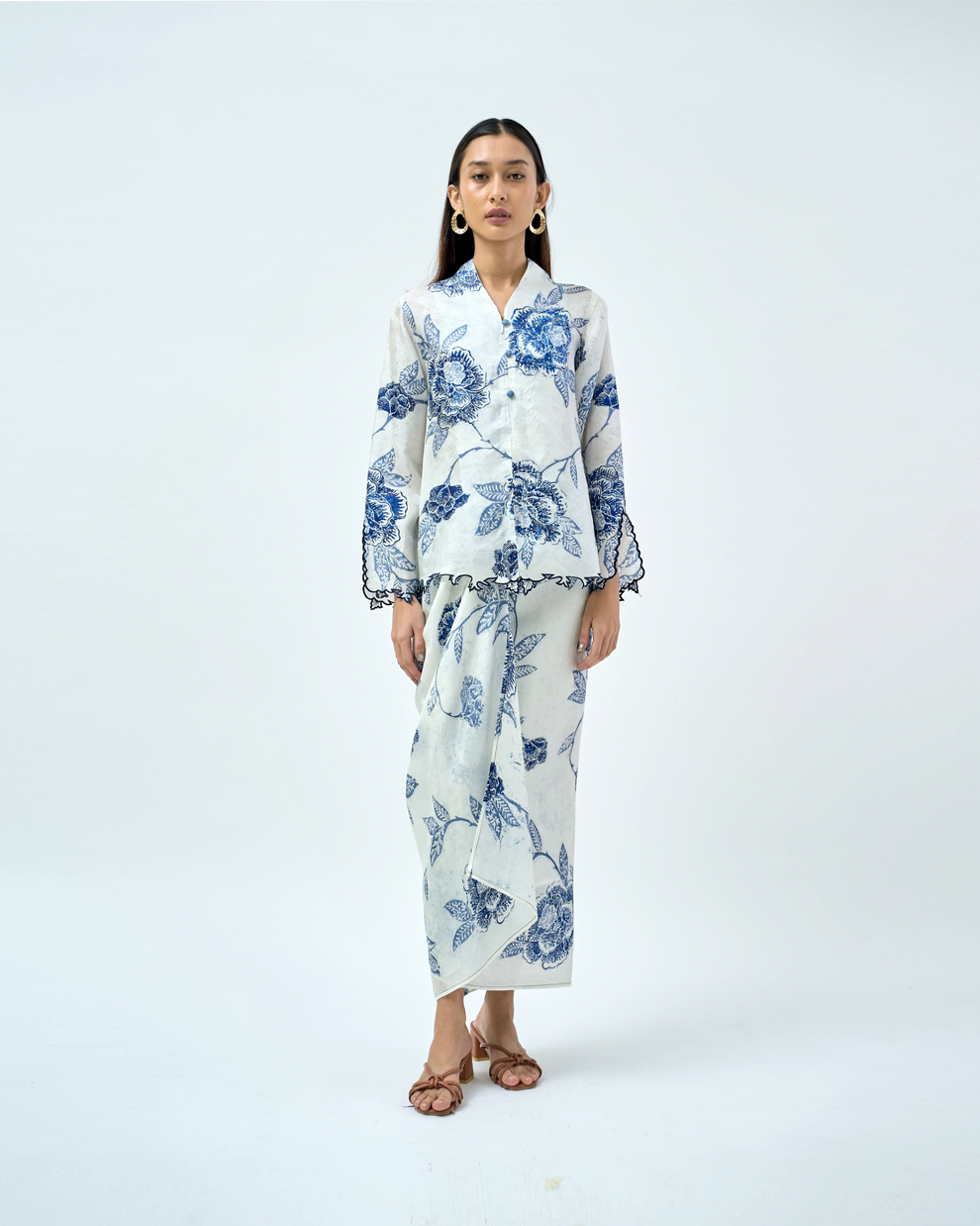 [SHOP NOW] Delia Kurung Moden in White (02-26-39 WHT)[RM569] – TheaKL