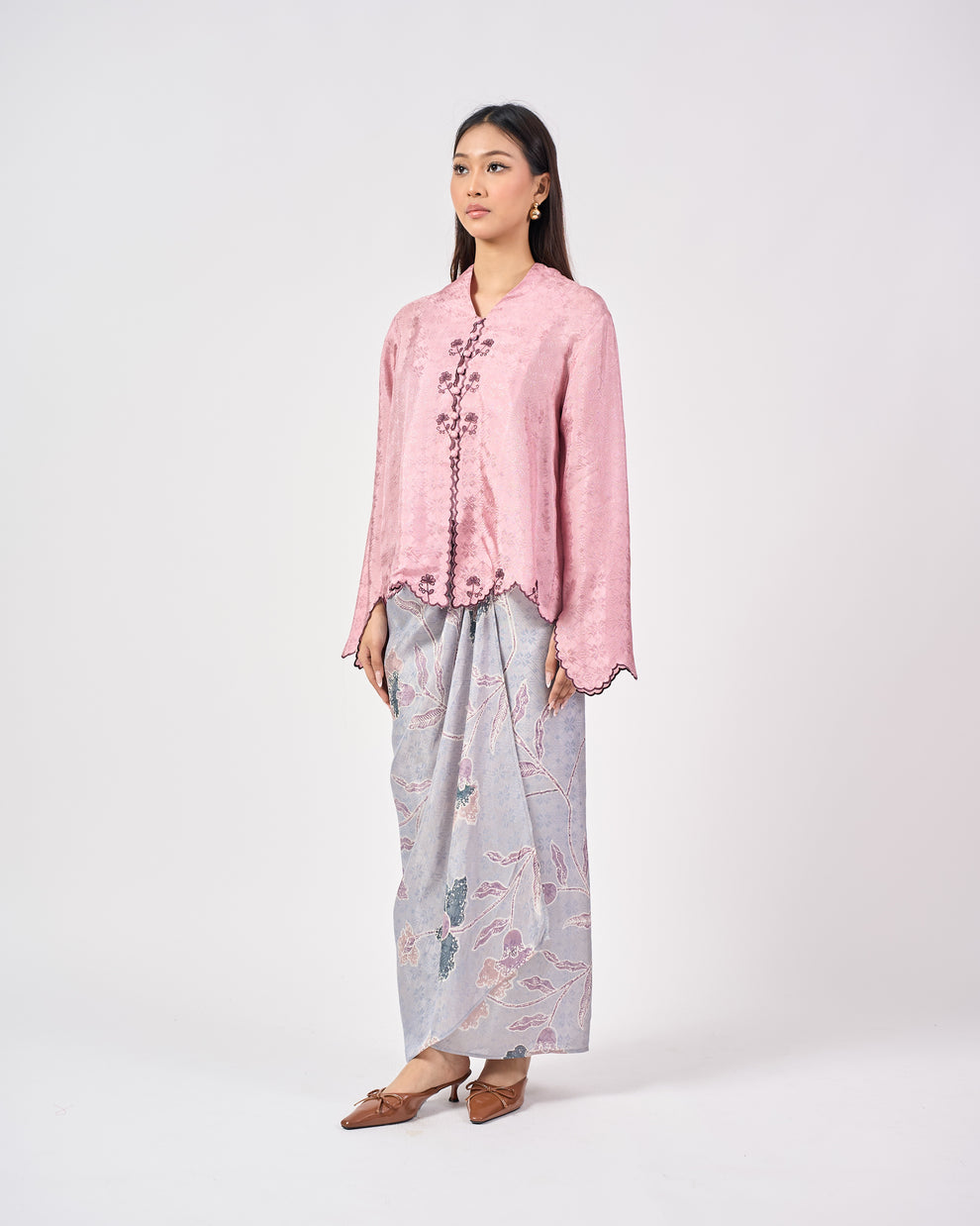 [SHOP NOW] Delia Kurung Moden in Pink (02-26-49 PNK)[RM489] – TheaKL